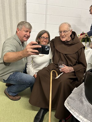 Joe Nangle honored as 2023 Teacher of Peace – Pax Christi USA